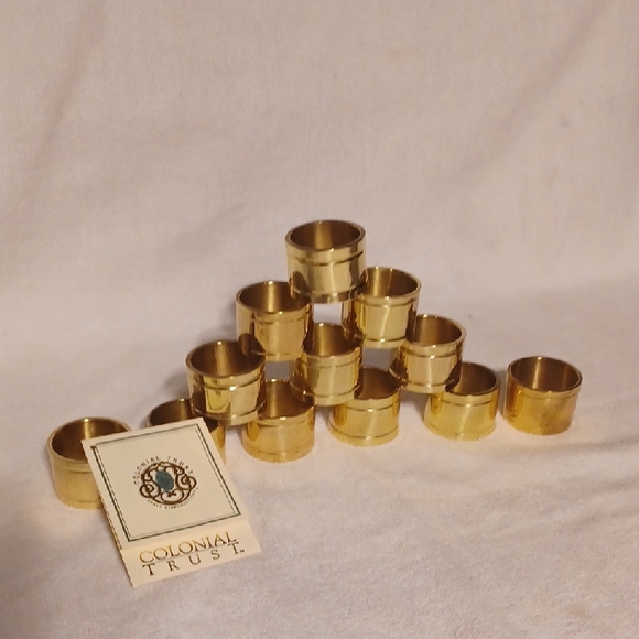 Colonial Trust | Dining | Brass Napkin Rings Set Colonial Trust Set Of ...